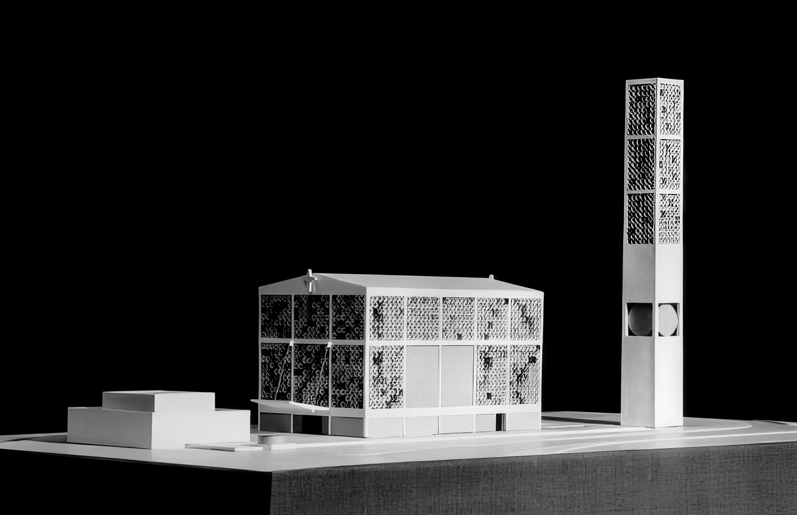 Ensemble aus Alt und Neu - Gedächtniskirche Berlin